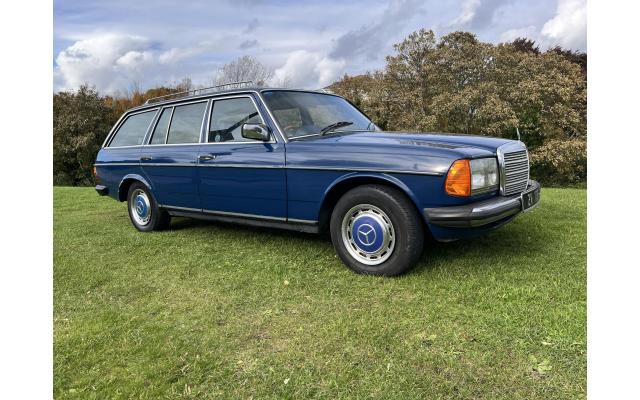 1983 Mercedes 200T Estate - davidgoldingclassic.auction